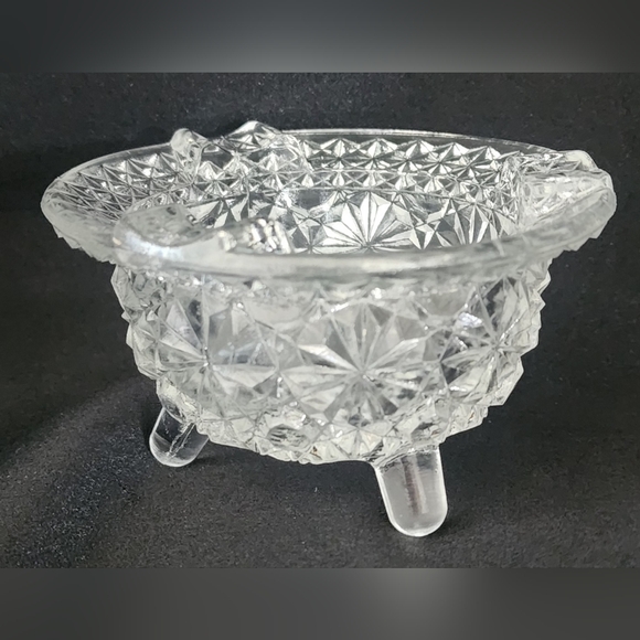 Le Smith | Accents | L E Smith Footed Clear Glass Daisy And Button ...